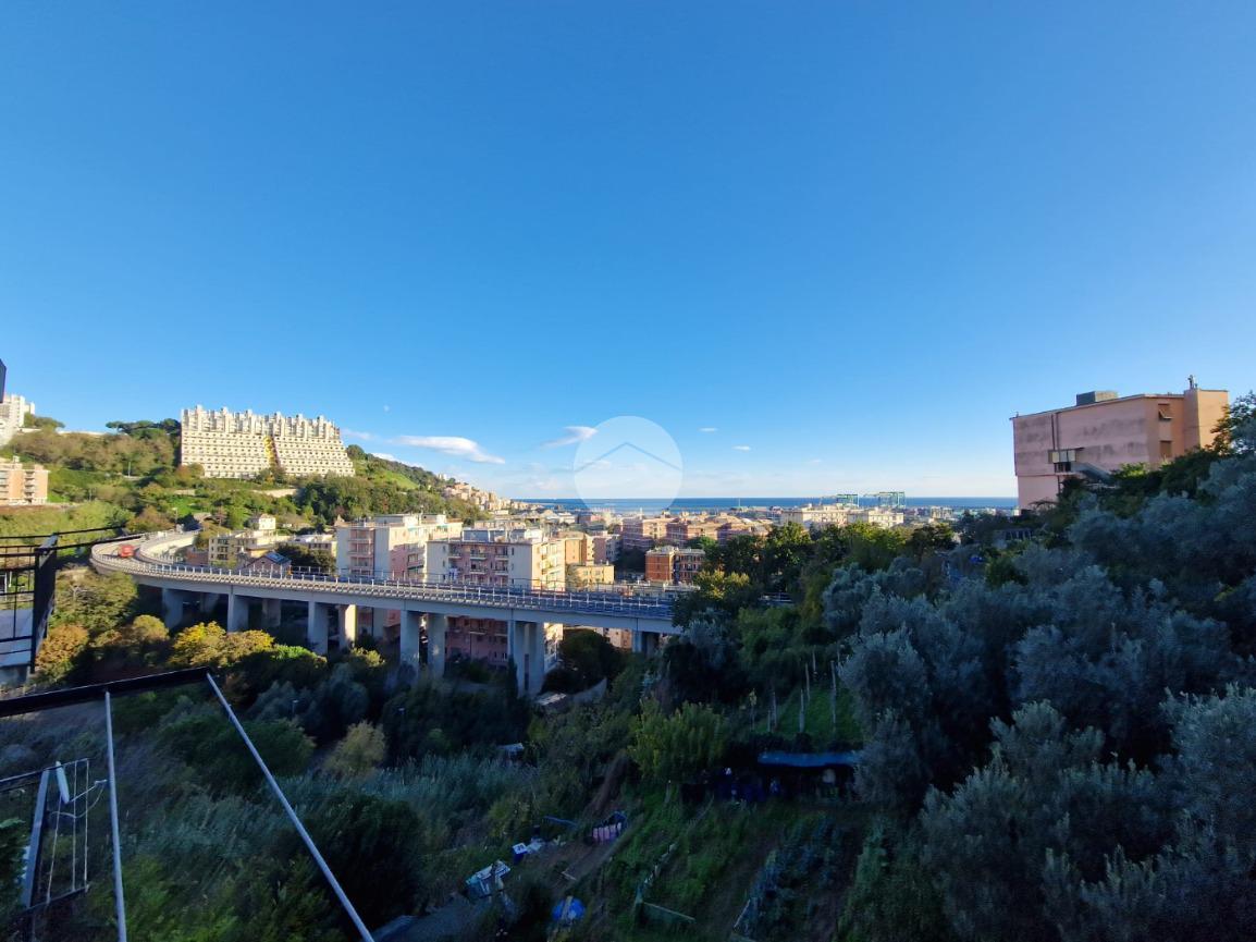 Appartamento in vendita a Genova
