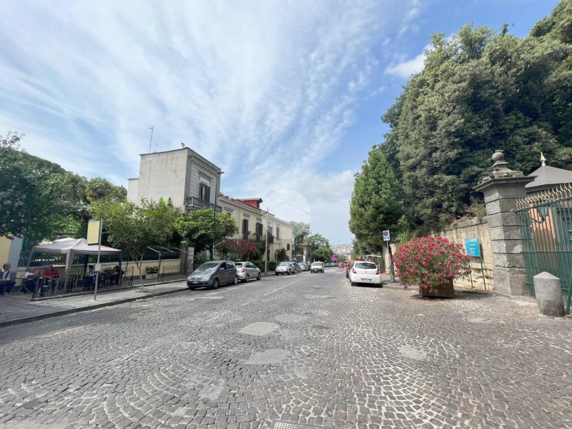 Appartamento in vendita a Napoli