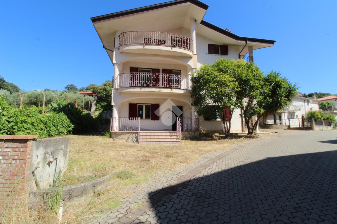 Villa in vendita a Montalto Uffugo