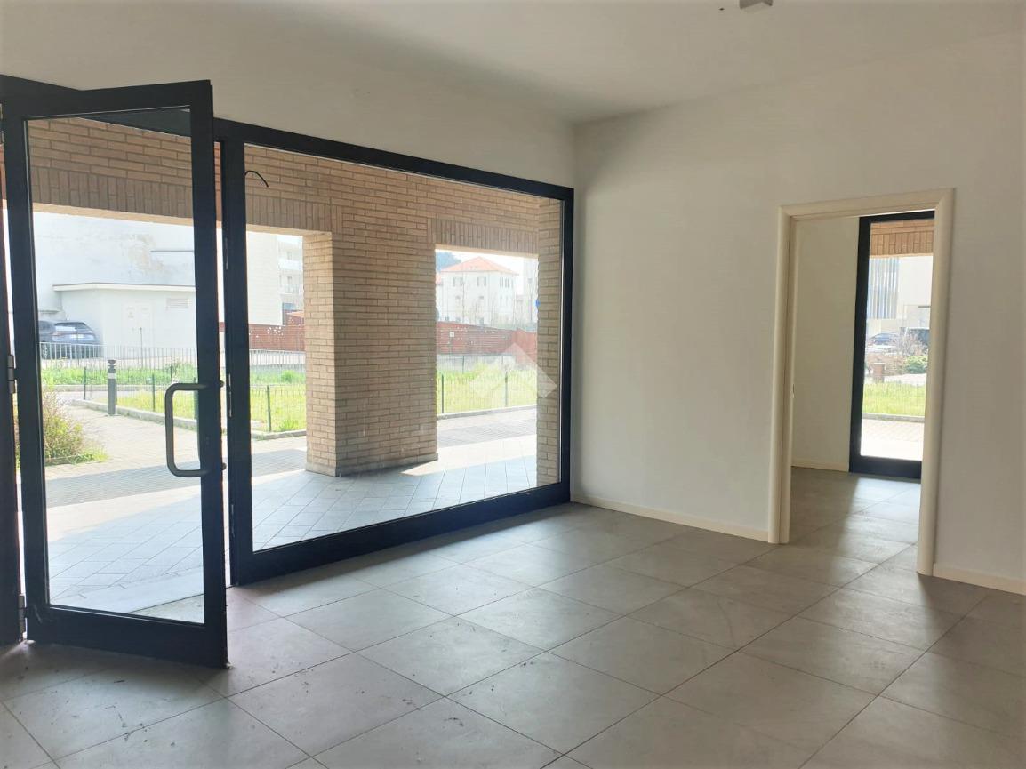 Negozio in vendita a Bergamo