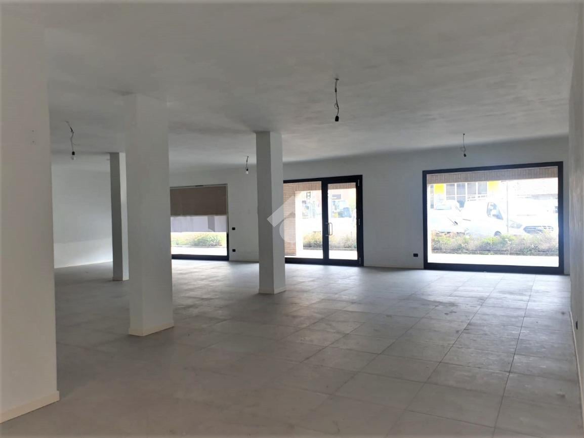 Negozio in vendita a Bergamo