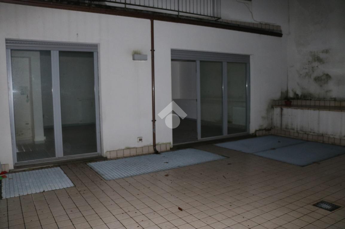 Ufficio in vendita a Albino