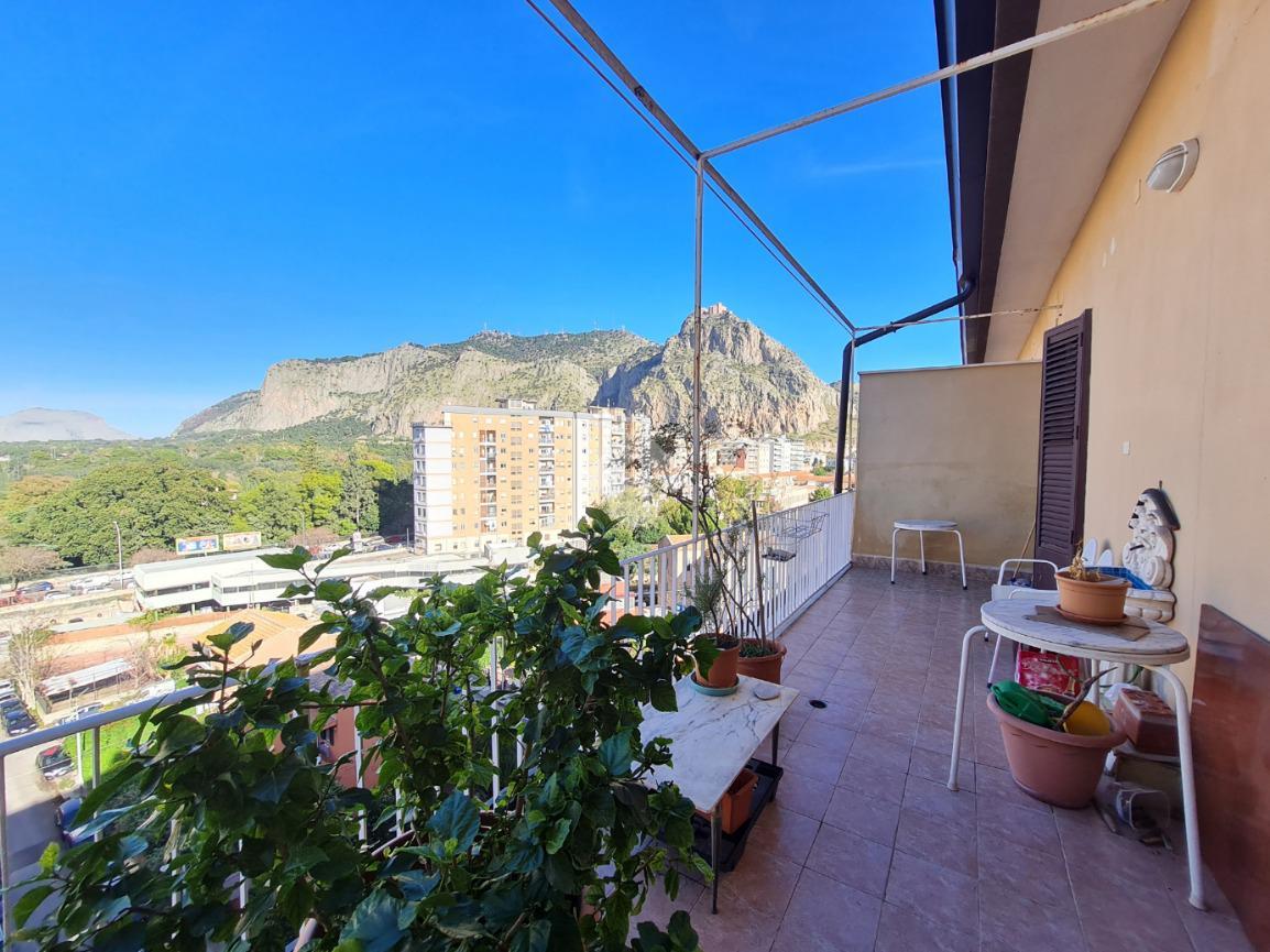 Appartamento in vendita a Palermo