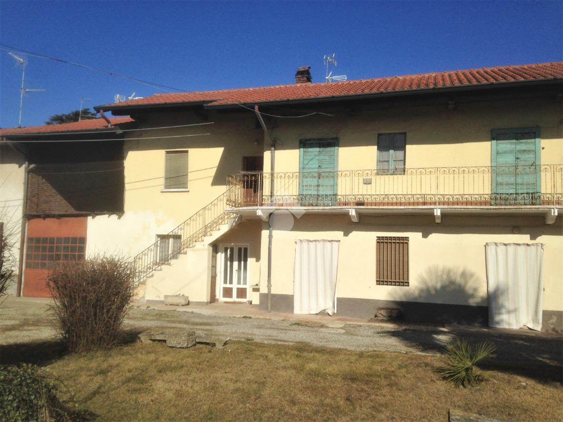 Casa indipendente in vendita a Samarate