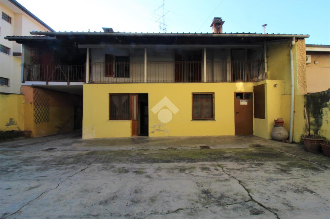Casa indipendente in vendita a Cossano Canavese