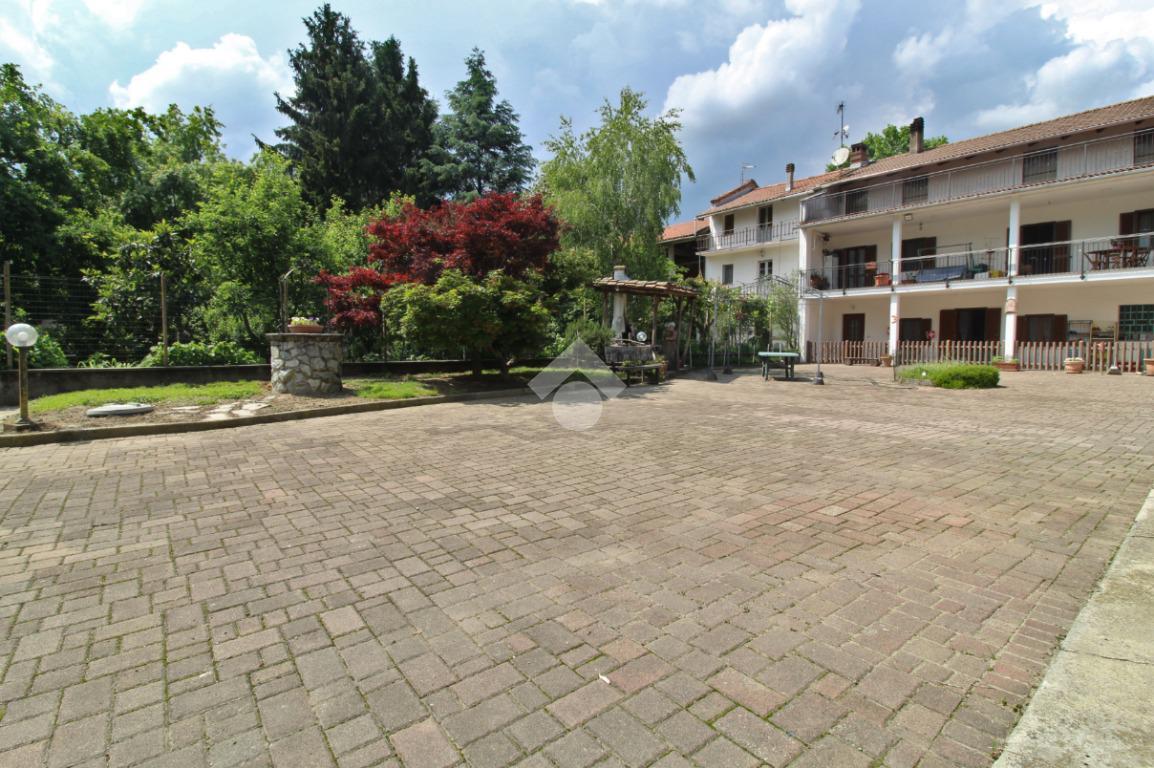 Casa indipendente in vendita a Caravino