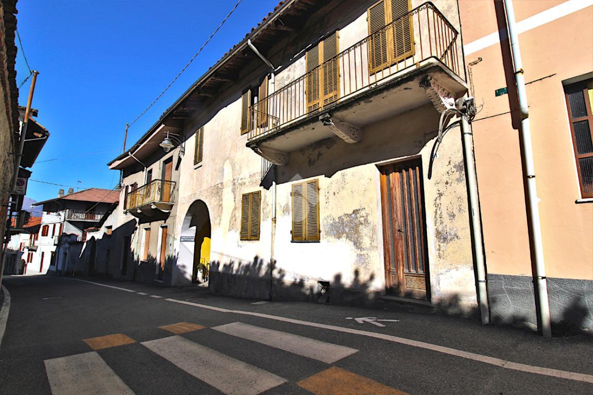 Casa indipendente in vendita a Perosa Canavese