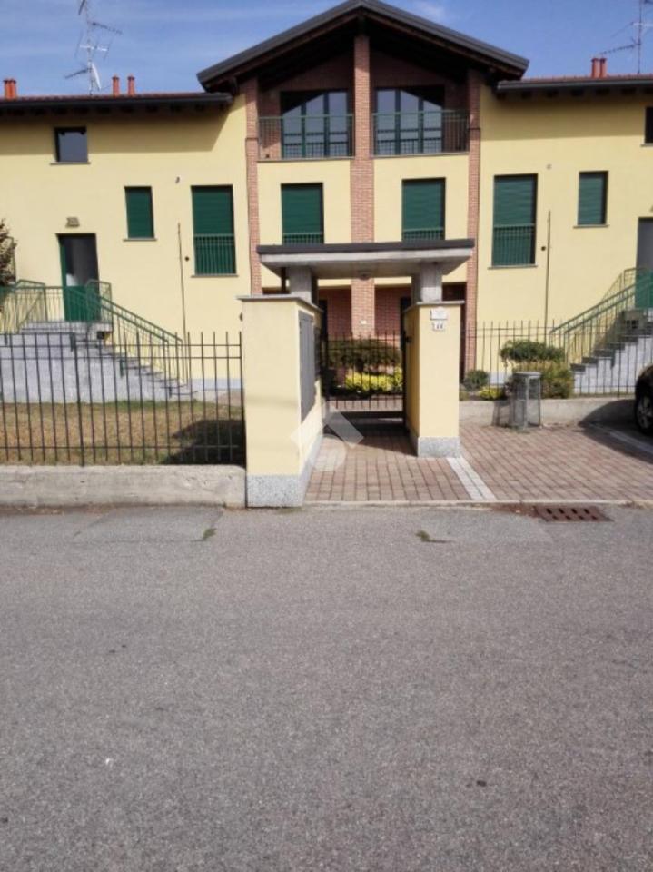 Appartamento in vendita a Vizzola Ticino