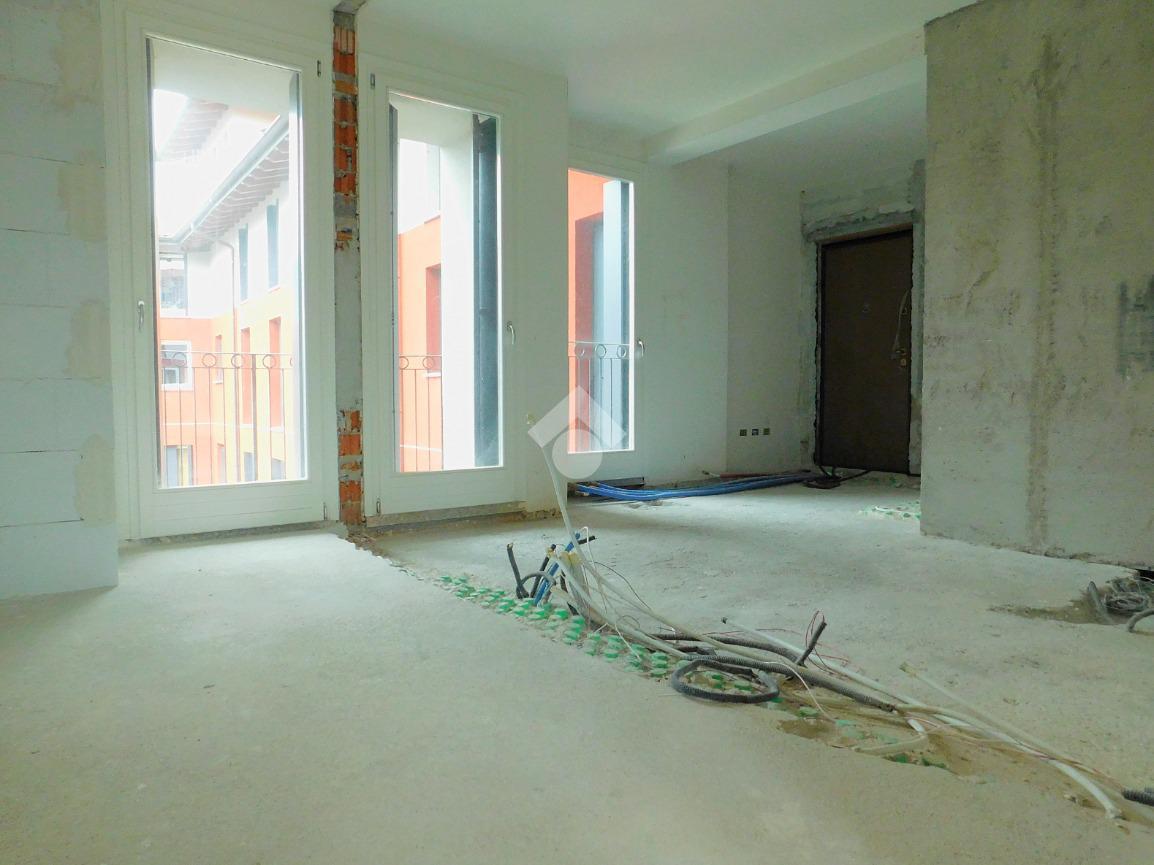 Appartamento in vendita a Somma Lombardo