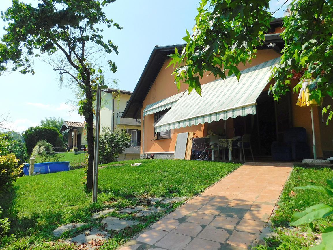 Villa in vendita a Mornago