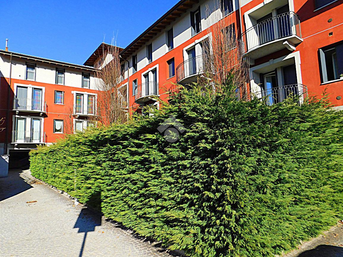 Box in vendita a Somma Lombardo