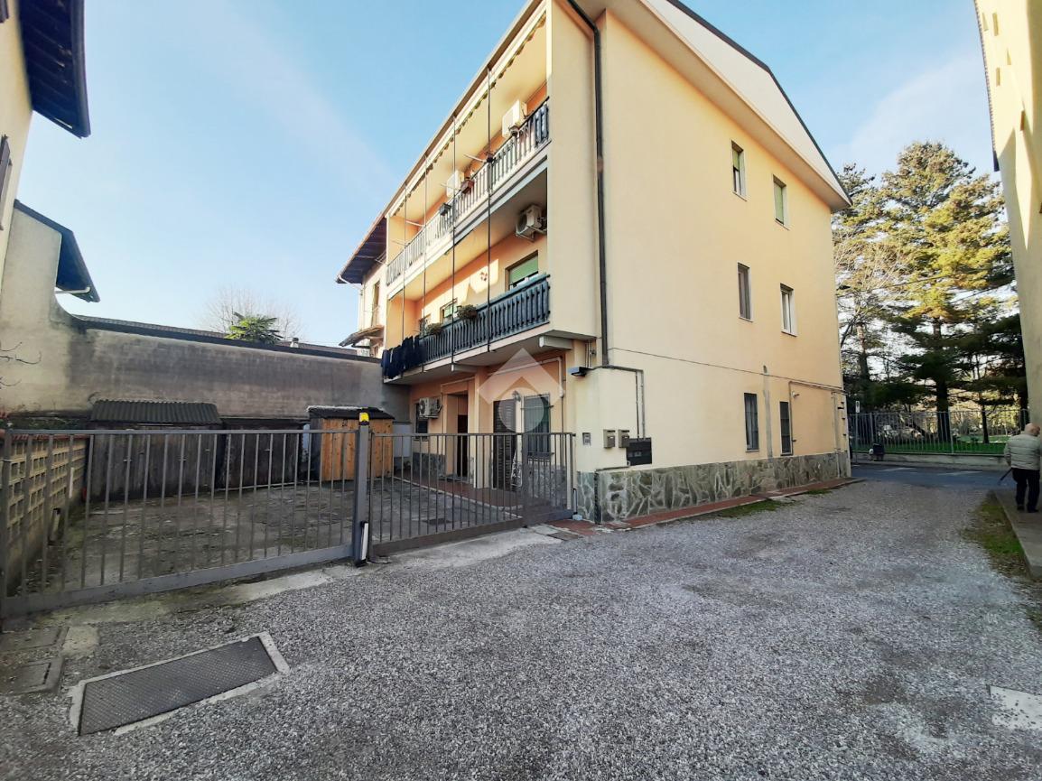 Appartamento in vendita a Turate