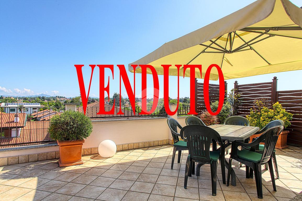 Appartamento in vendita a Cavaria Con Premezzo