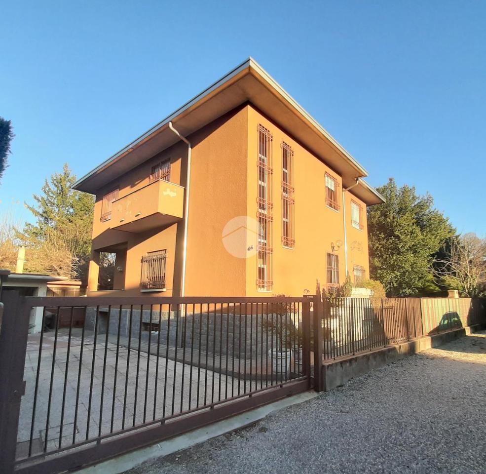 Casa indipendente in vendita a Gallarate