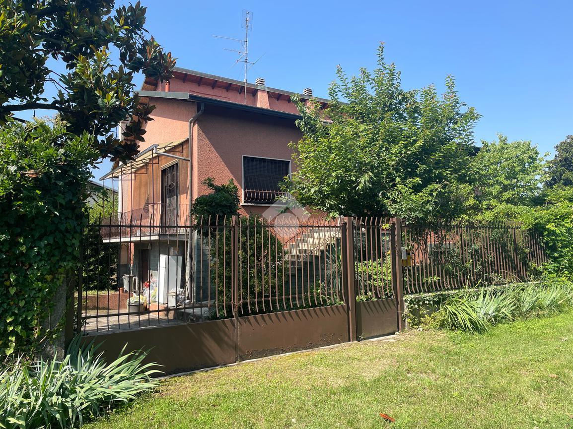 Villa in vendita a Castellanza