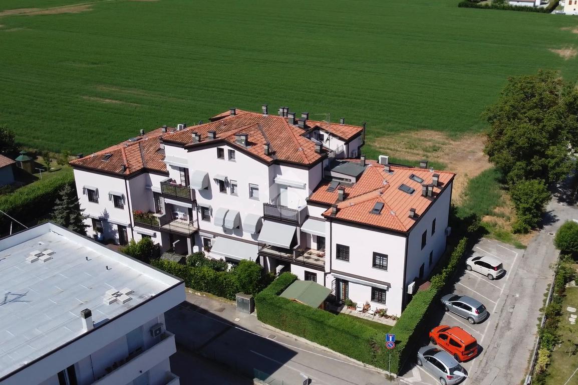 Appartamento in vendita a Cento