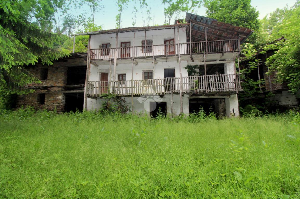 Casa indipendente in vendita a San Pietro Val Lemina