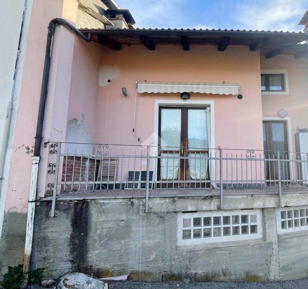 Appartamento in vendita a Prarostino