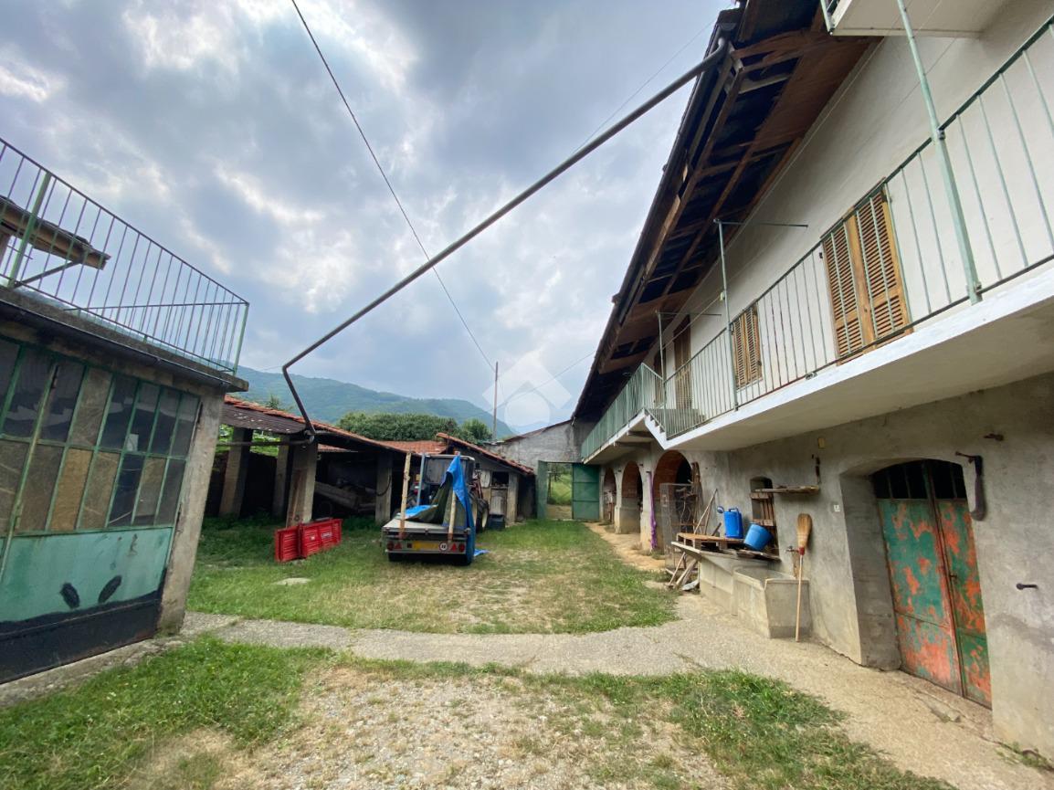 Rustico in vendita a Prarostino