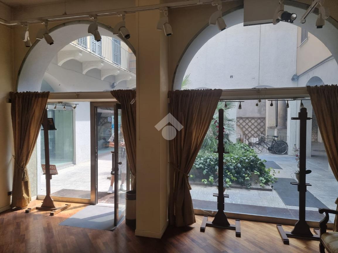 Negozio in vendita a Brescia