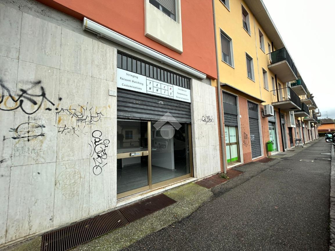 Negozio in vendita a Brescia