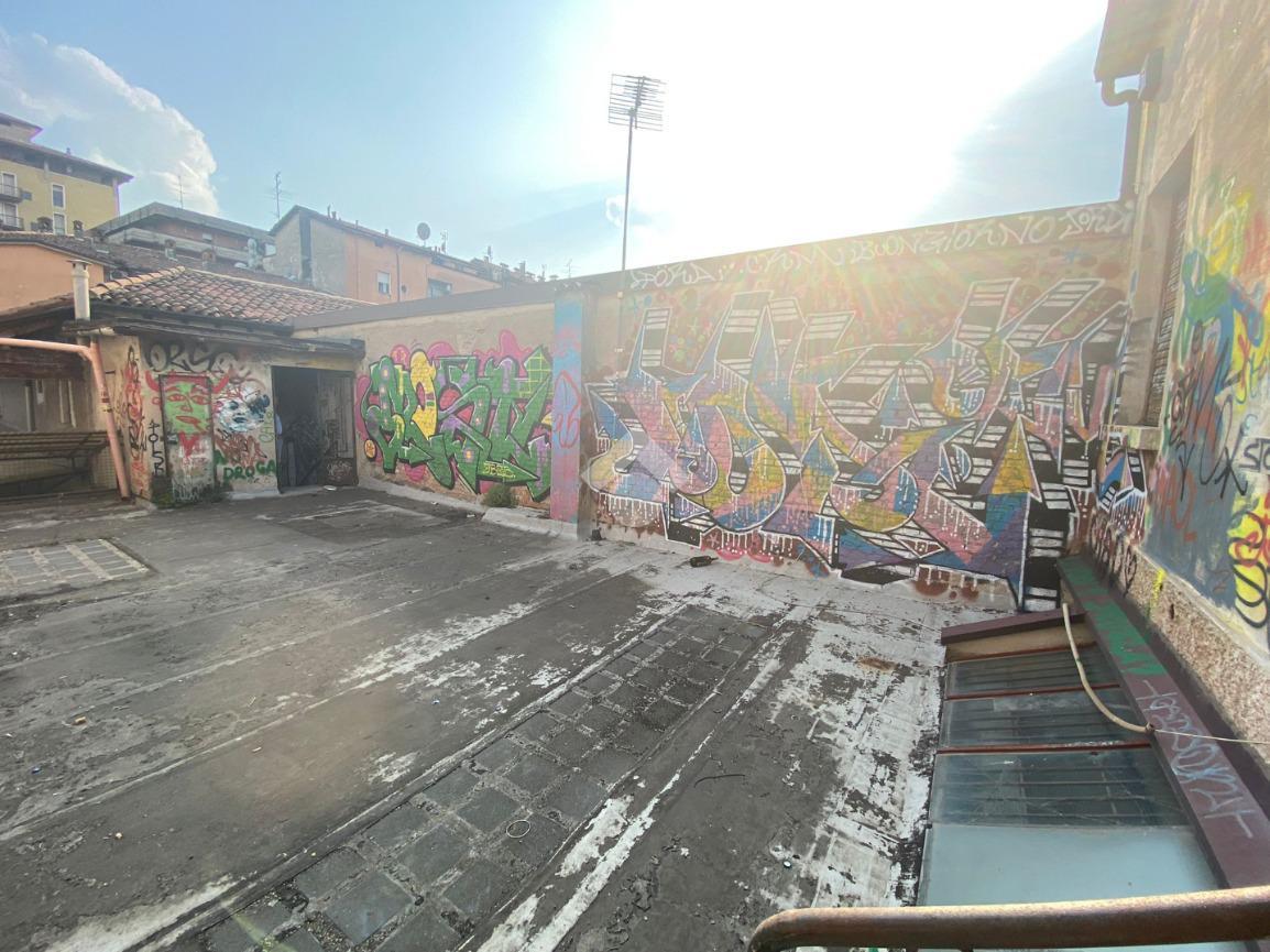 Magazzino in vendita a Brescia