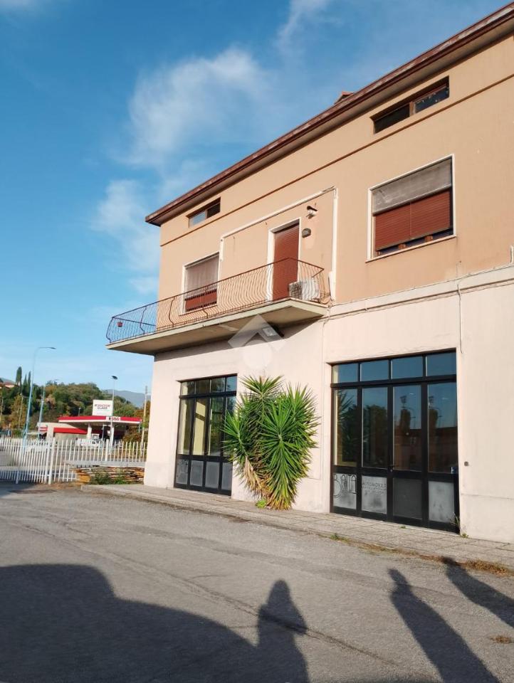 Negozio in vendita a Brescia