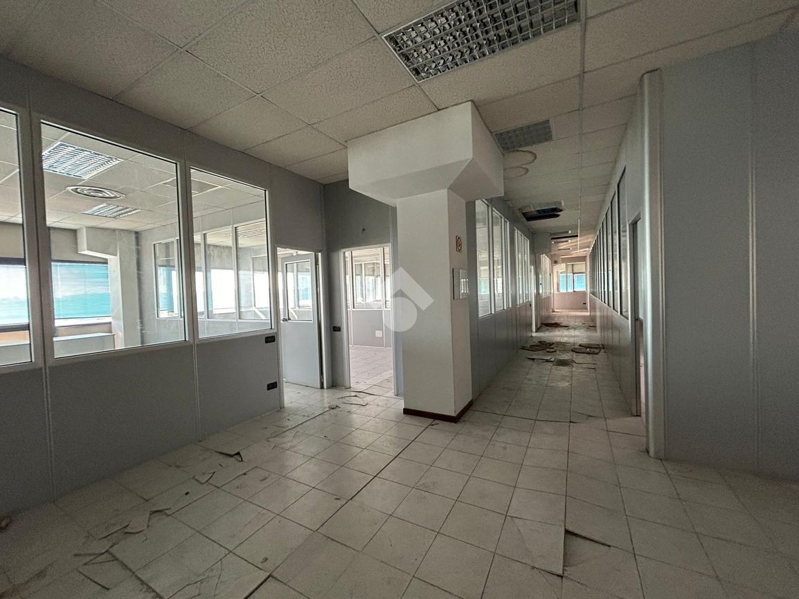 Magazzino in vendita a Brescia Foto-11