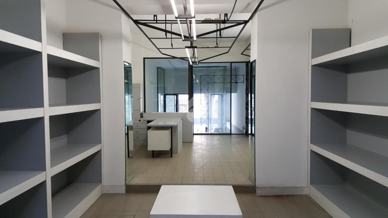 Negozio in vendita a Brescia