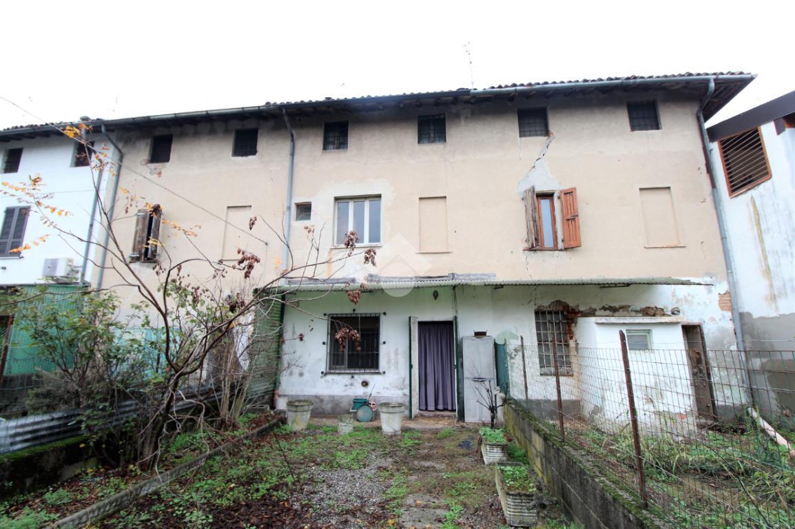 Casa indipendente in vendita a Genivolta