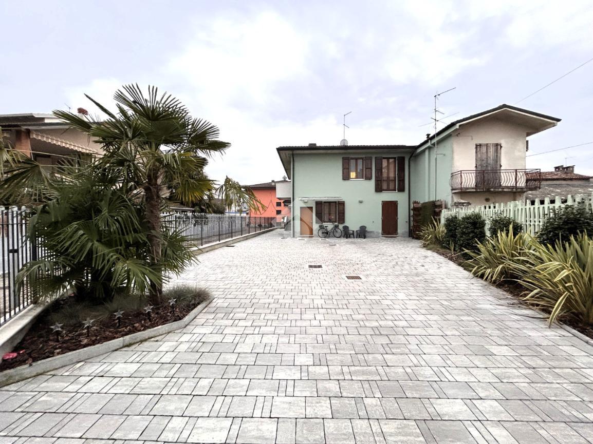 Villa in vendita a Romanengo