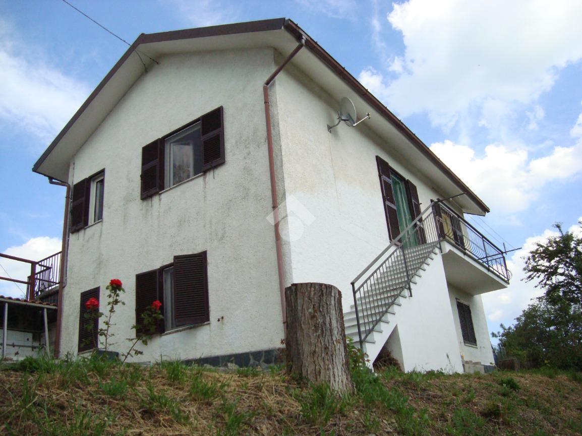 Villa in vendita a Ponzone