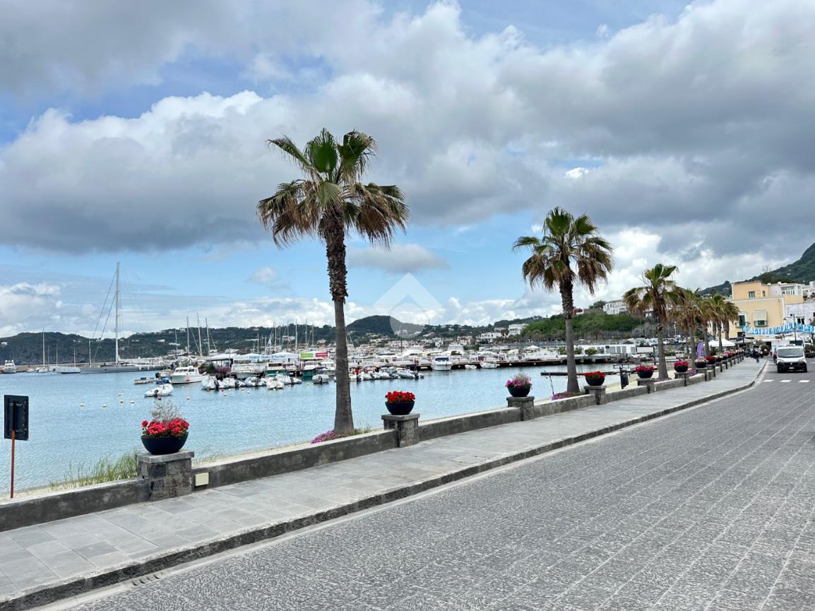 Appartamento in vendita a Forio