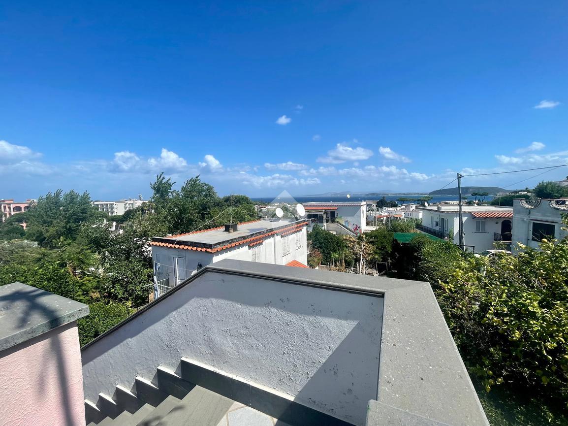 Appartamento in vendita a Ischia