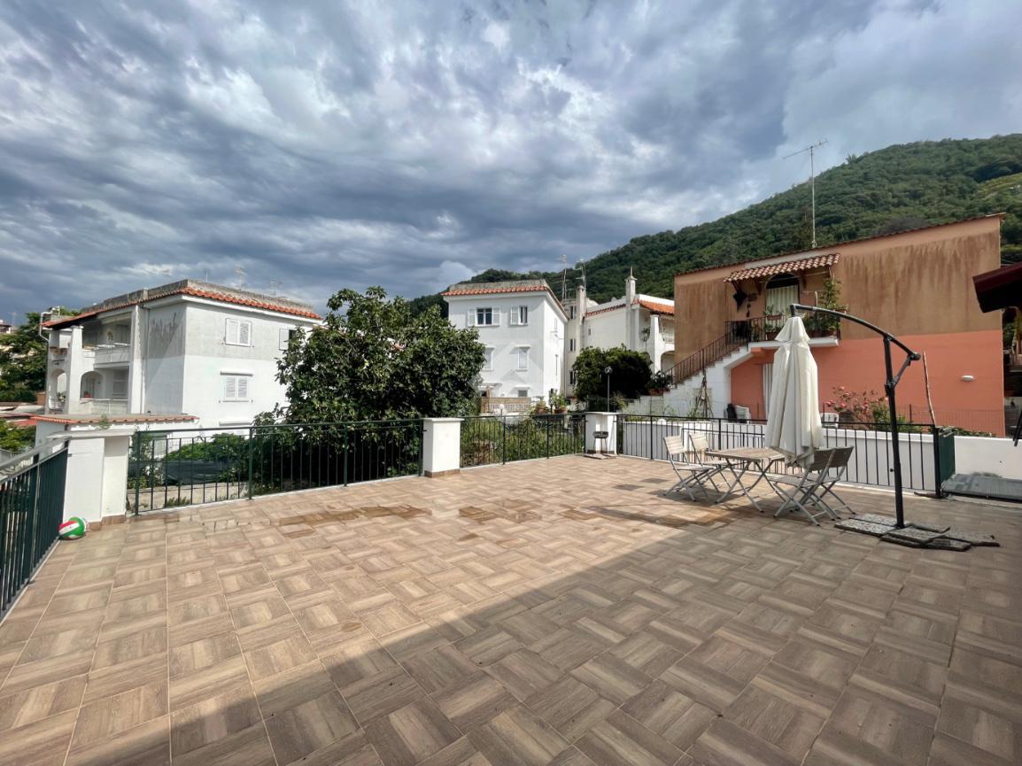 Appartamento in vendita a Ischia