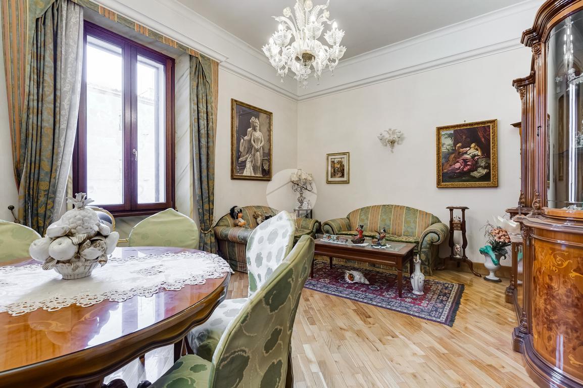 Appartamento in vendita a Roma