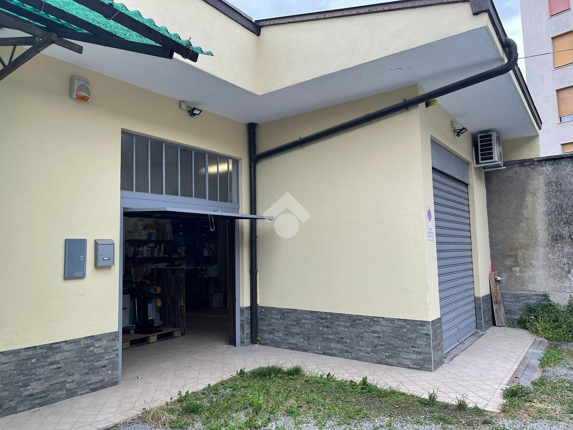 Box in vendita a Nova Milanese