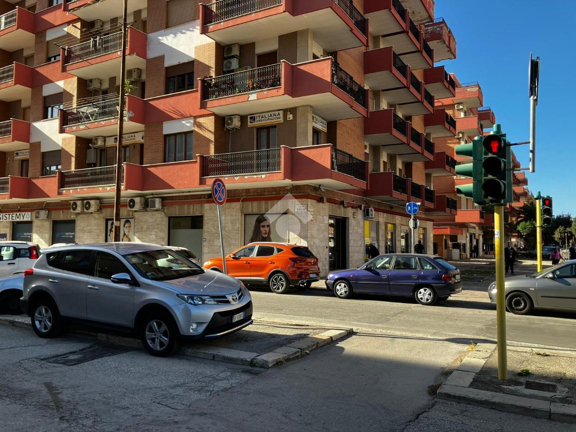 Negozio in affitto a Foggia