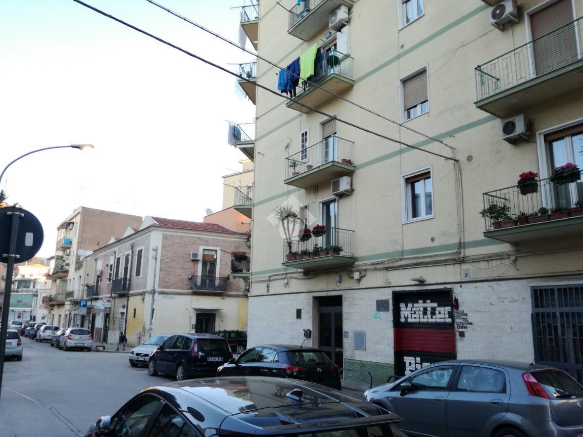 Negozio in affitto a Foggia