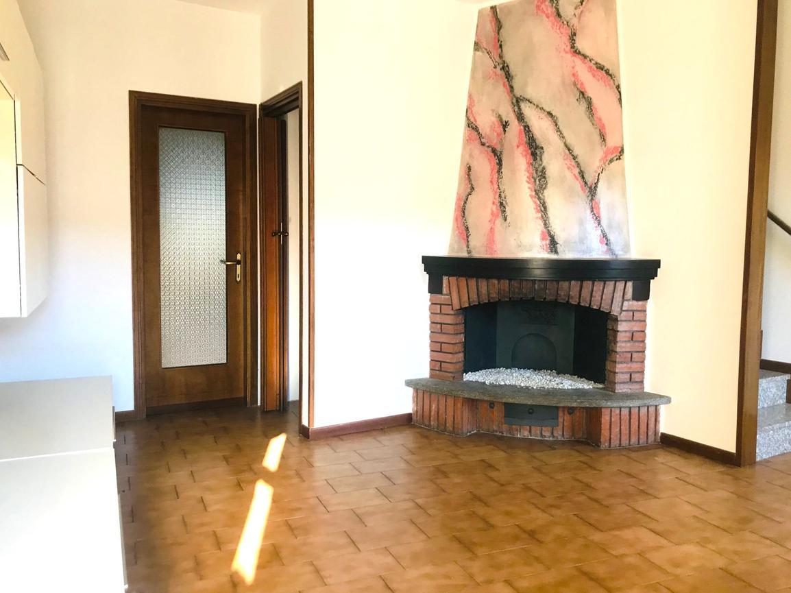 Casa indipendente in vendita a Costa Masnaga