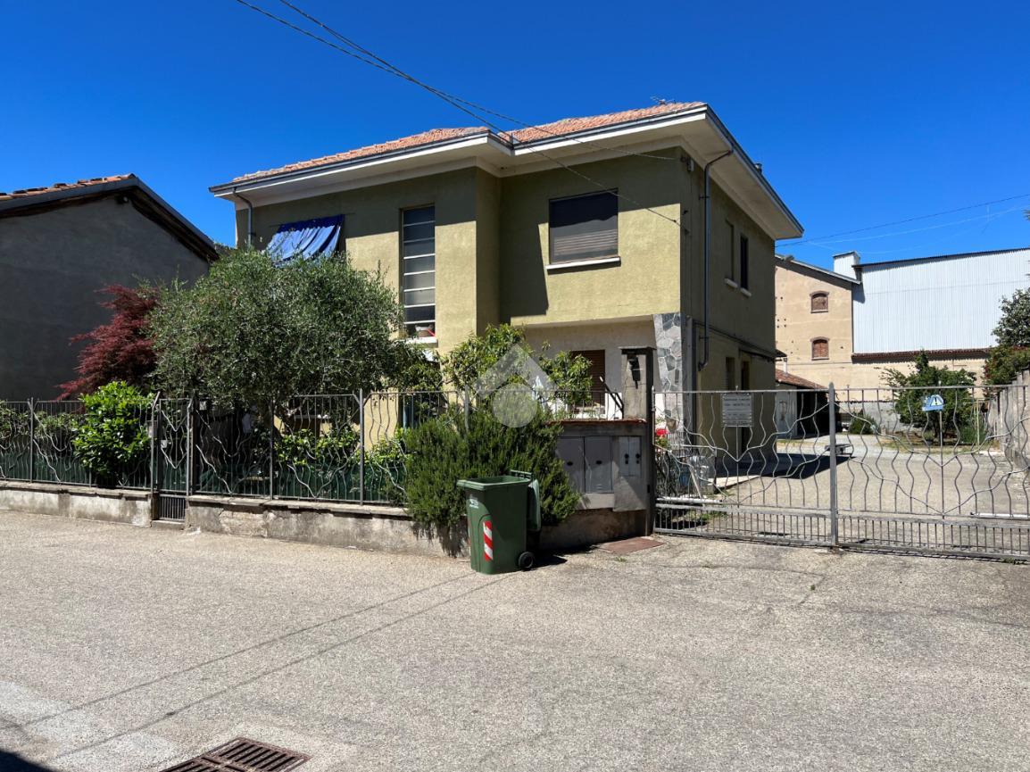 Casa indipendente in vendita a San Germano Vercellese
