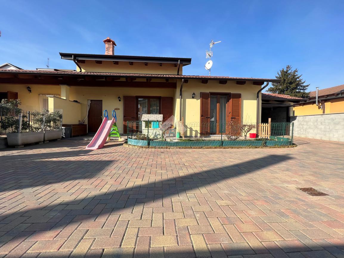 Villa a schiera in vendita a Tronzano Vercellese