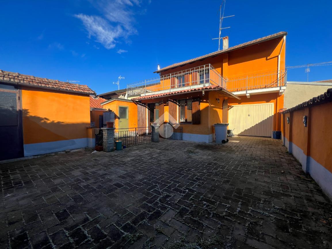 Casa indipendente in vendita a San Germano Vercellese