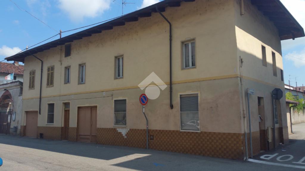 Casa indipendente in vendita a Tronzano Vercellese
