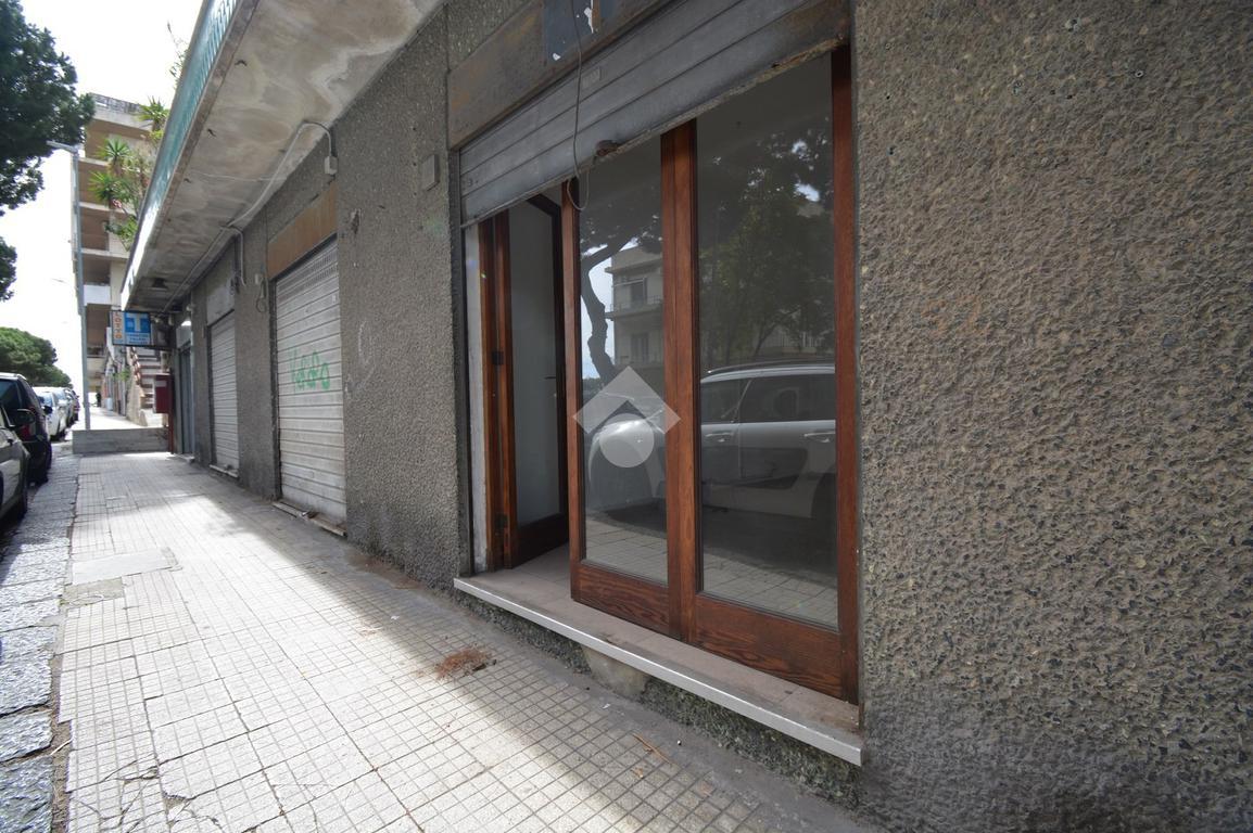 Negozio in affitto a Messina