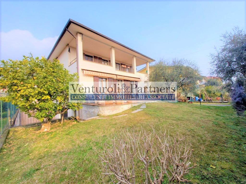 Casa indipendente in vendita a Toscolano Maderno