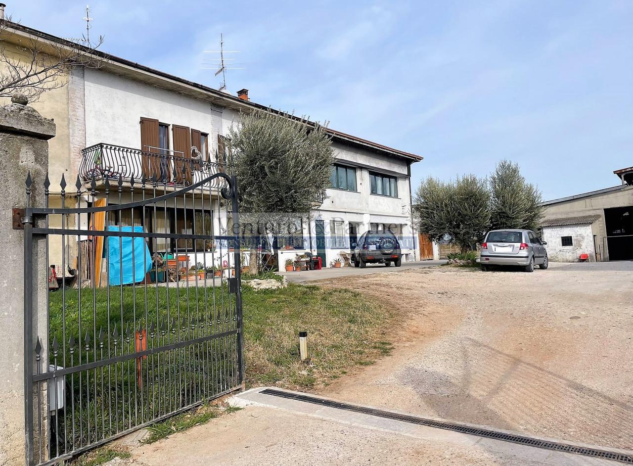 Rustico in vendita a Bedizzole