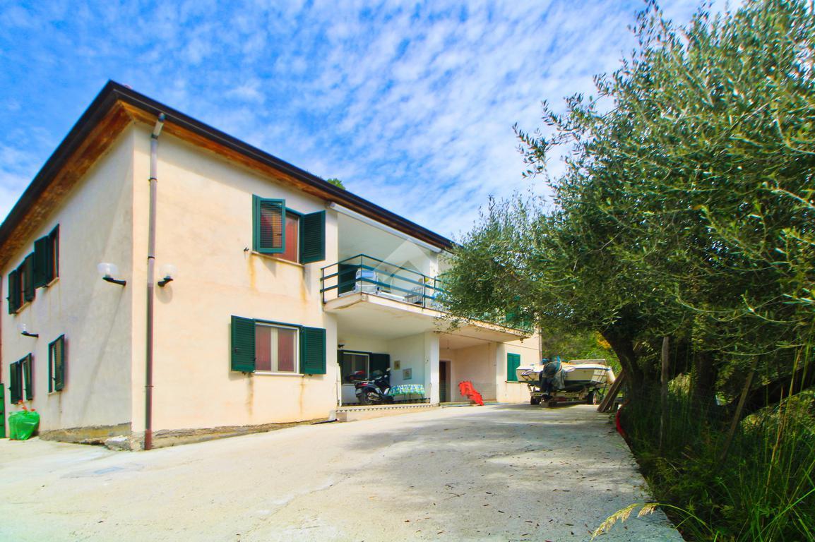 Appartamento in vendita a Centola