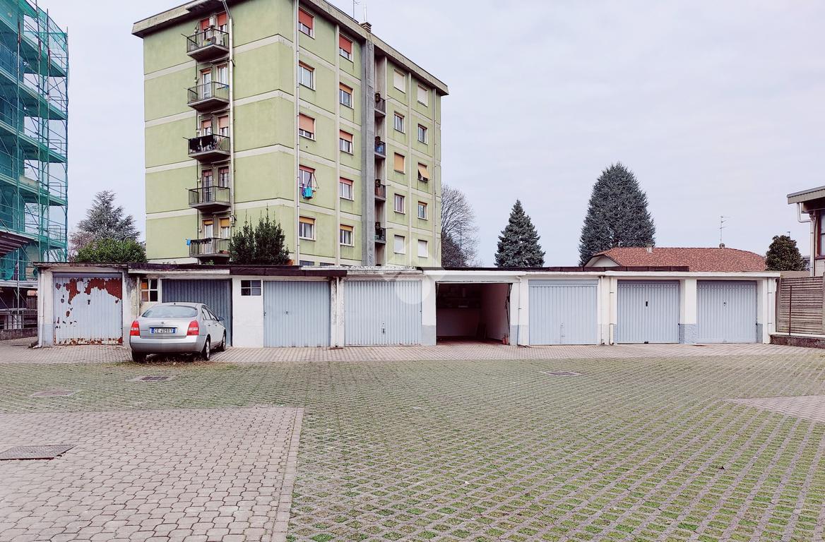 Box in vendita a Carate Brianza