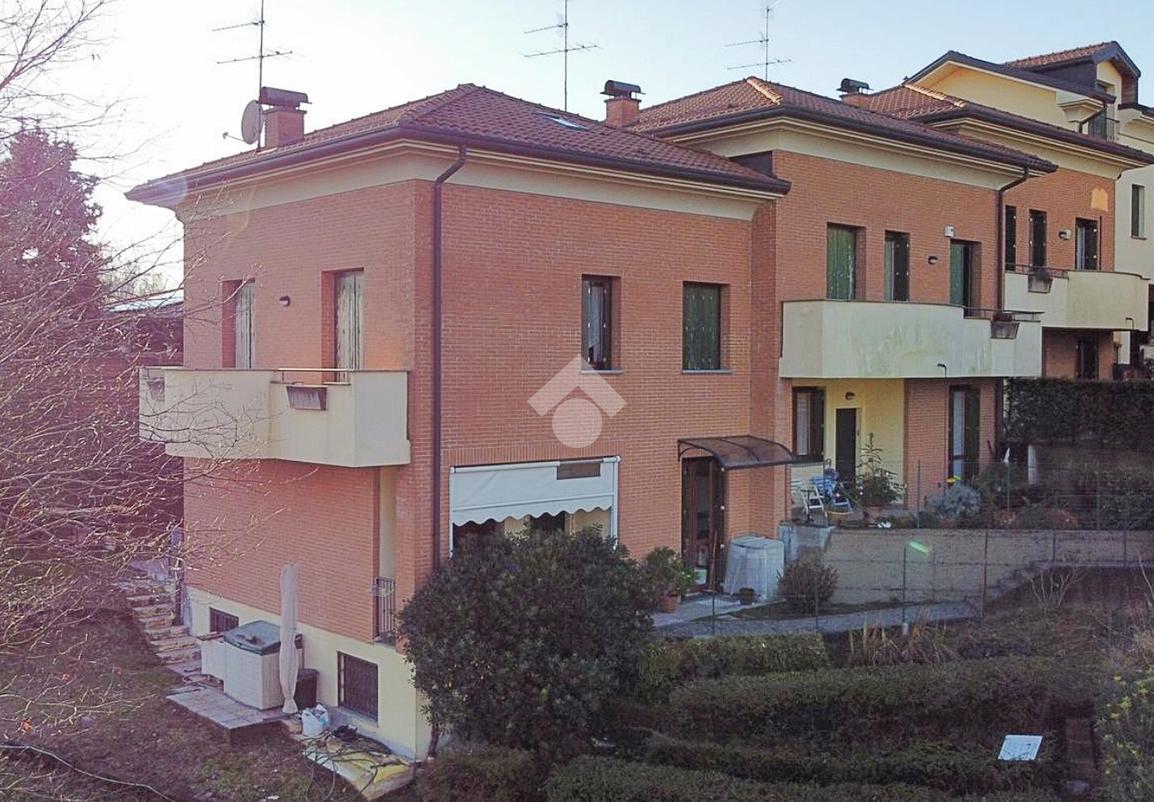 Villa a schiera in vendita a Carate Brianza